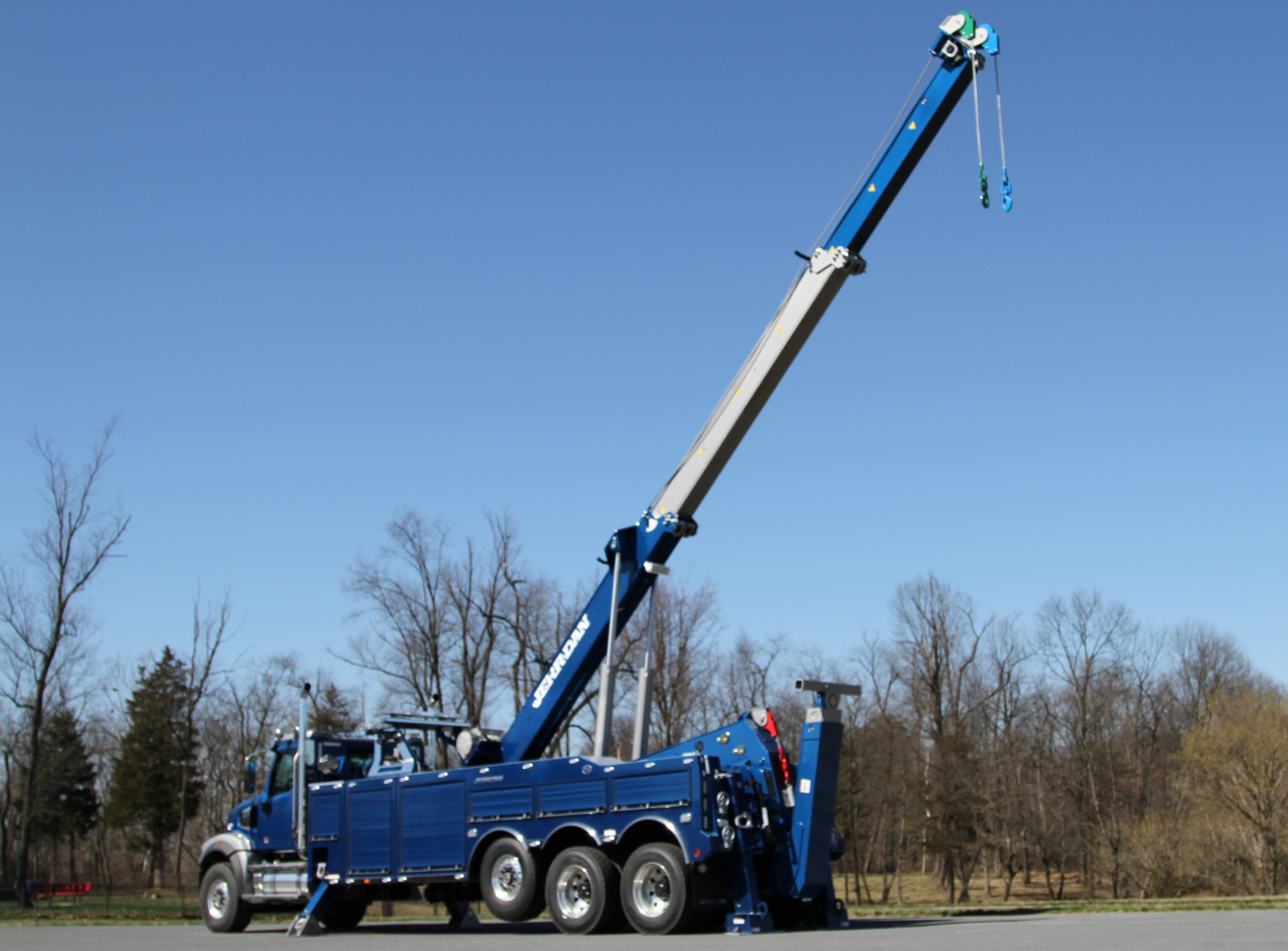 Jerr-Dan Debuts New JD60 Independent Heavy Duty Wrecker - Tow Professional