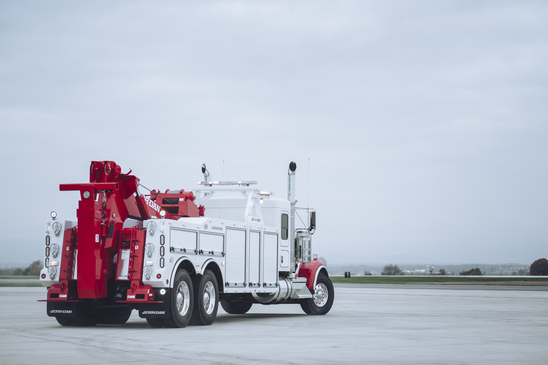 Jerr-Dan Financial Solutions—Towers Helping Towers - Tow Professional